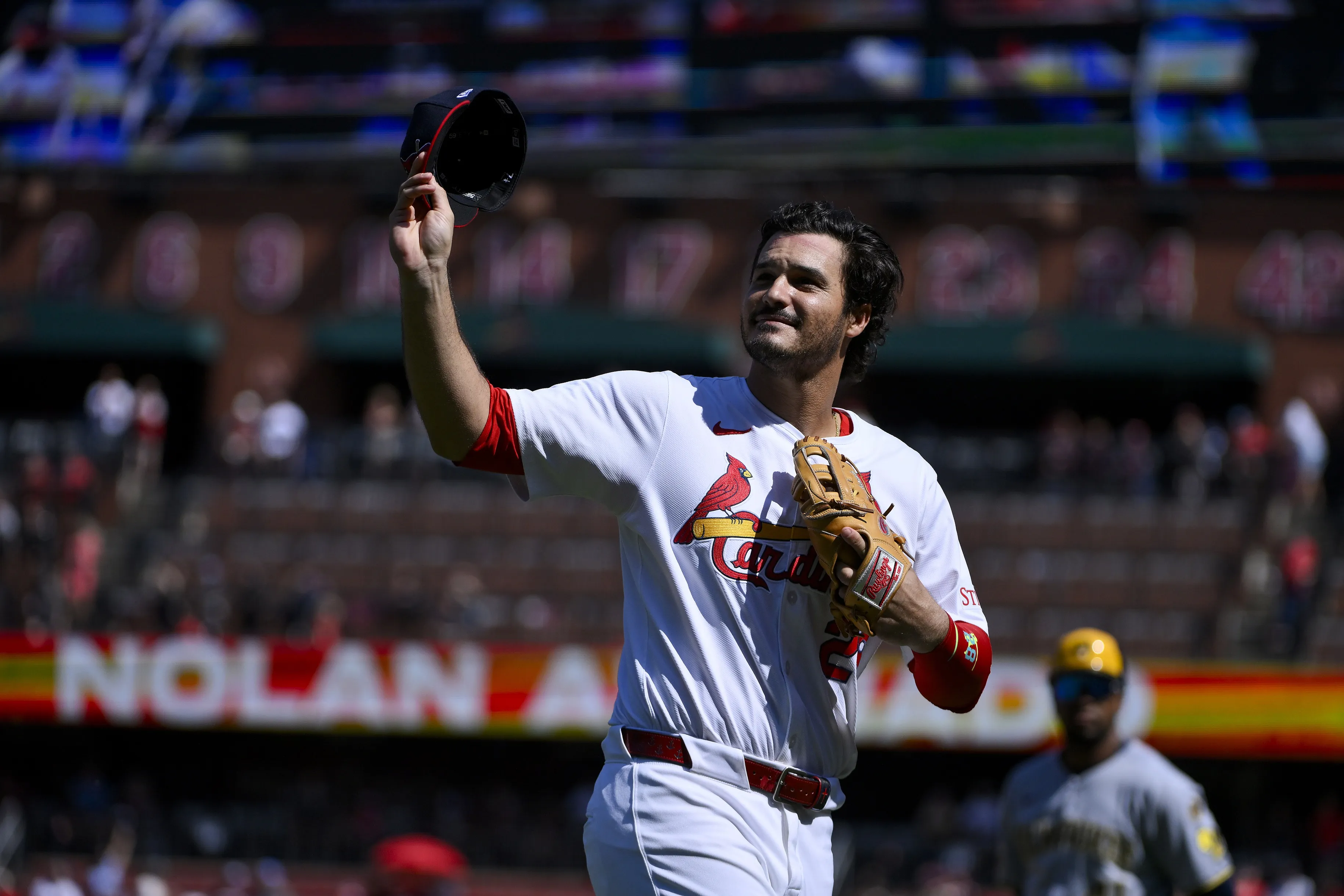 Cardinals trade Nolan Arenado to Diamondbacks, acquire RHP Jack Martinez