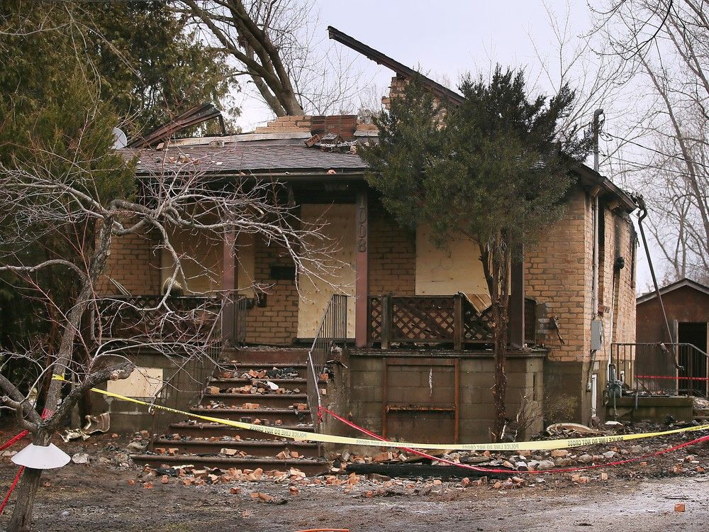 Early morning Windsor house fire causes $400K in damage