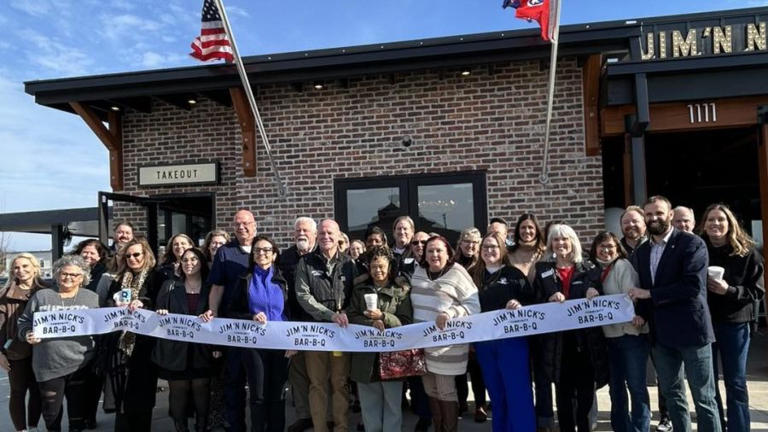Grand opening of Jim ‘N Nicks Bar-B-Q in Alcoa