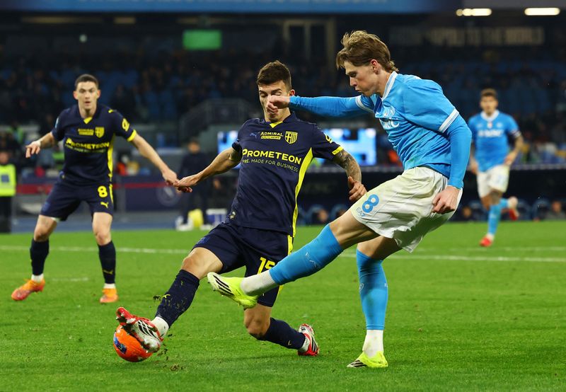 Soccer-Napoli's title defence hit by scoreless draw with Parma