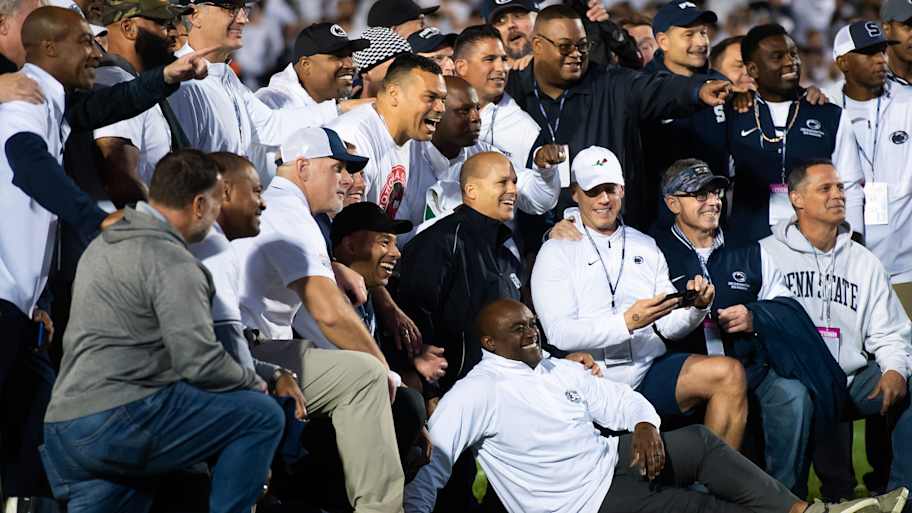 A Penn State legend finally gets called to the College Football Hall of ...