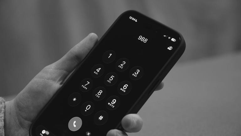 Kansas 988 crisis centers struggle to meet response goals amid staffing ...