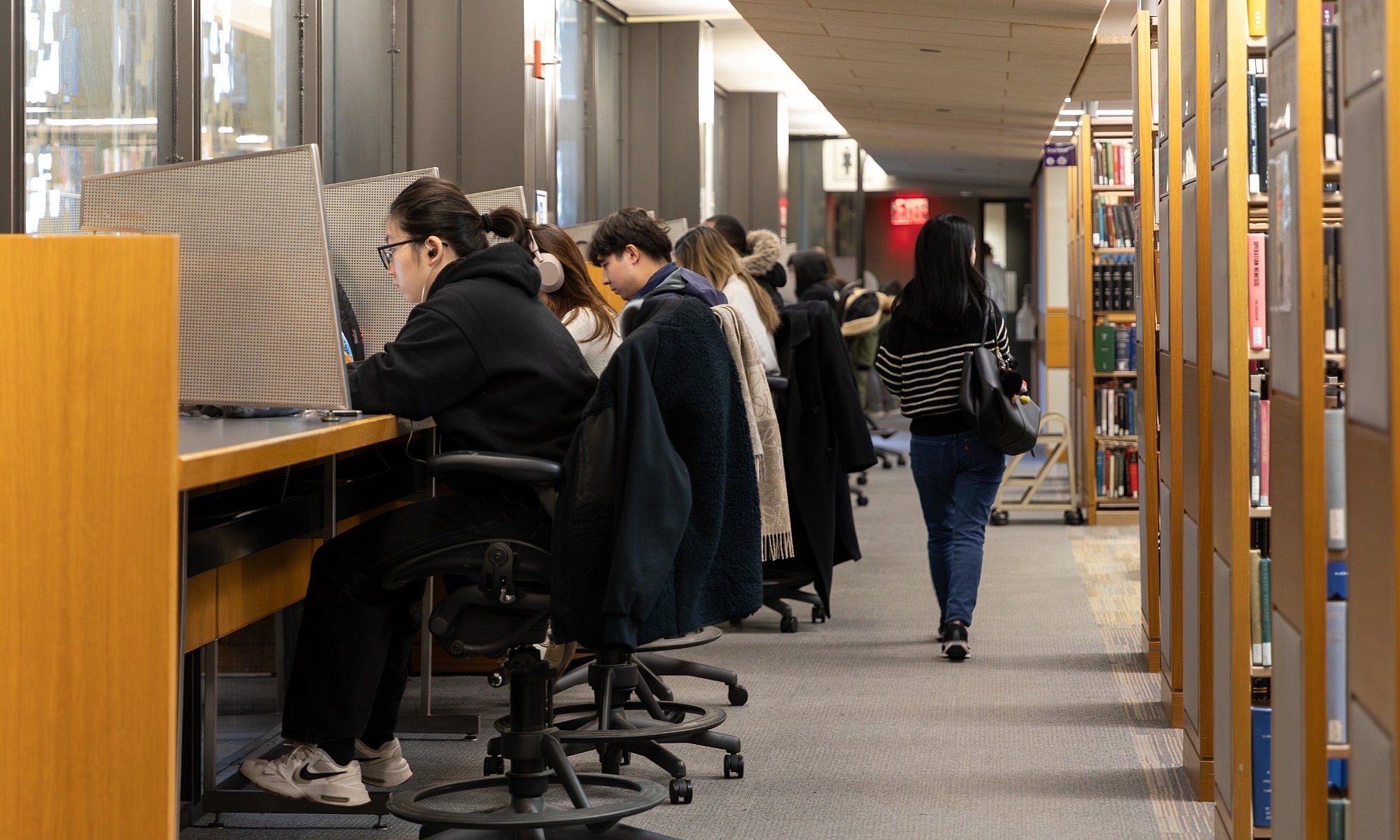 AI rise in classroom pushes professors back to old-style oral exams