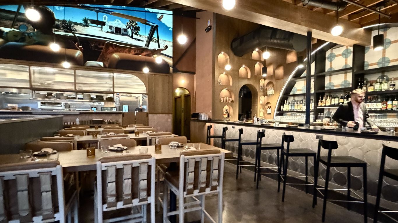 Vinyl team's Mi Cariño opens in former VANA space