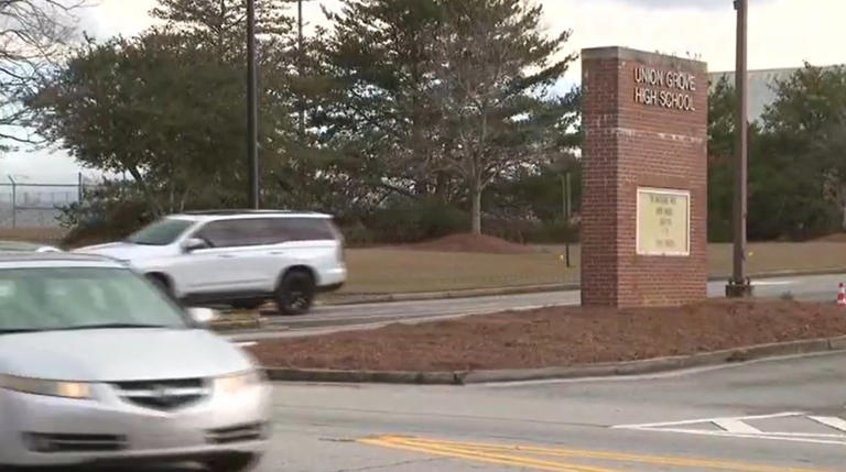Report of weapon prompts lockdown at Henry County high school
