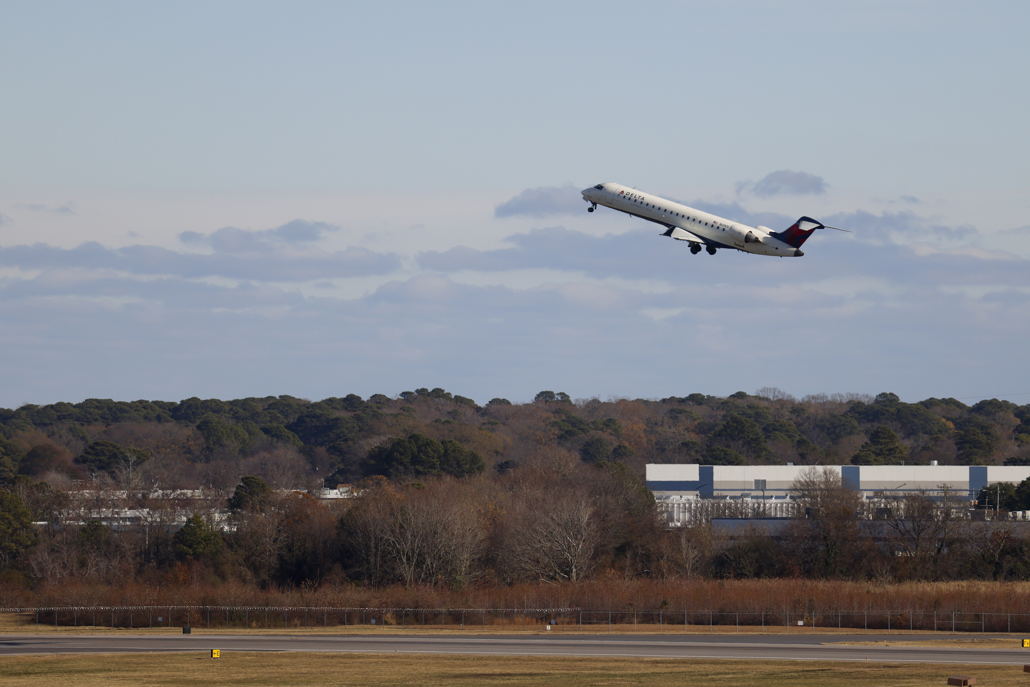 Body recovered from water near Norfolk International Airport