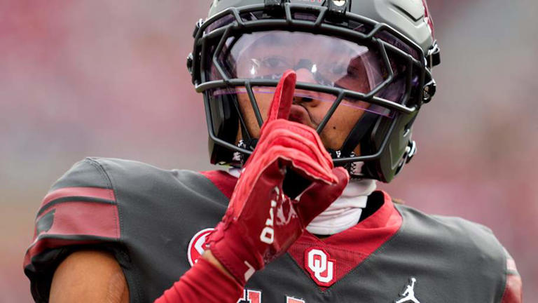 Colorado adds SEC transfer safety with long history with Deion Sanders