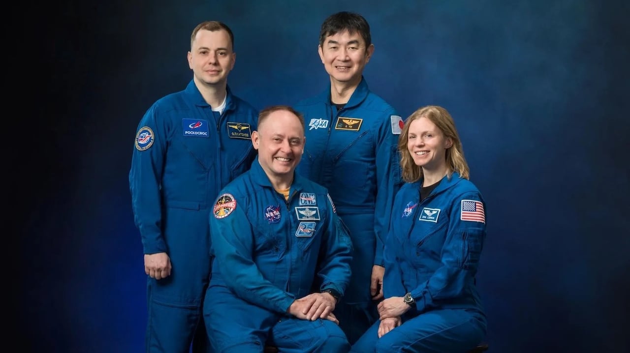 ISS astronauts return to Earth early due to illness of crew member