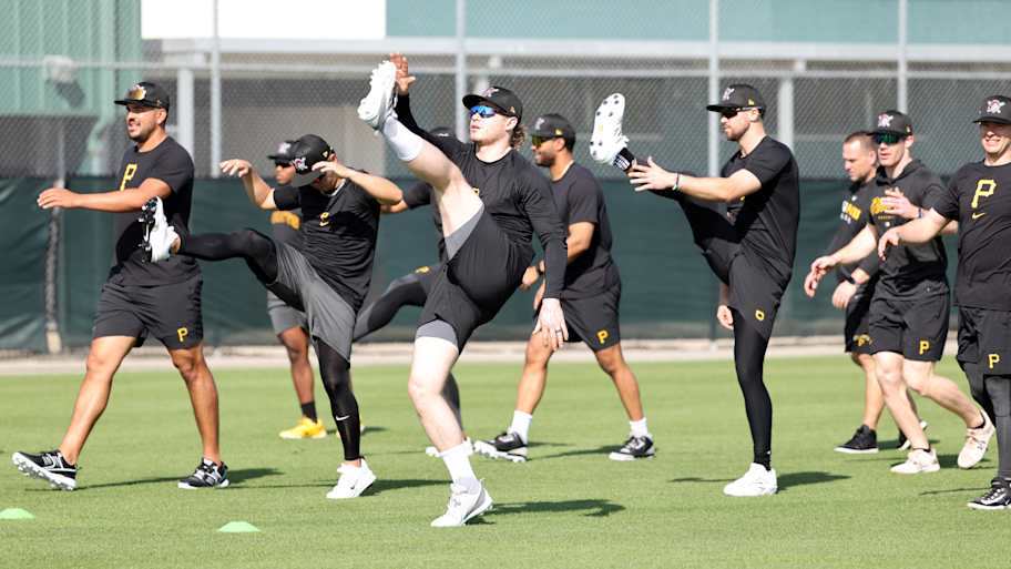Pirates announce spring training first workout dates