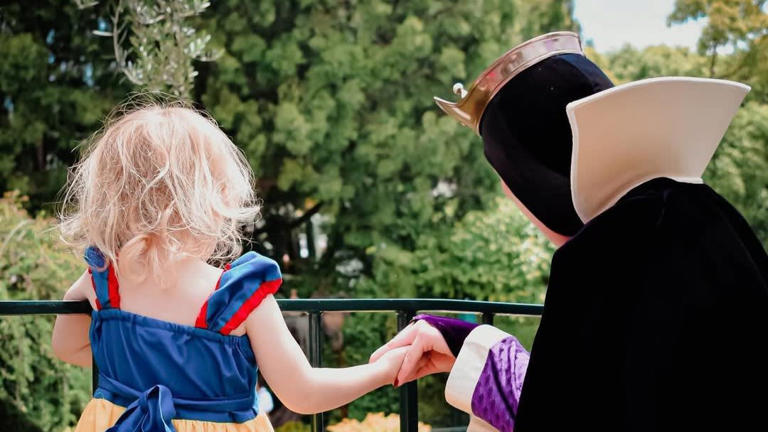 10 photos of Sabrina Von B: Viral evil queen reveals 'scary' secret to ...