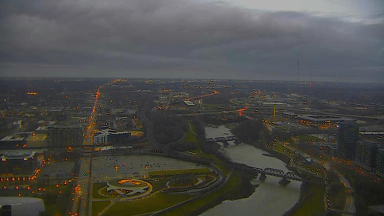 Cold air is here, more snow showers too for Columbus area