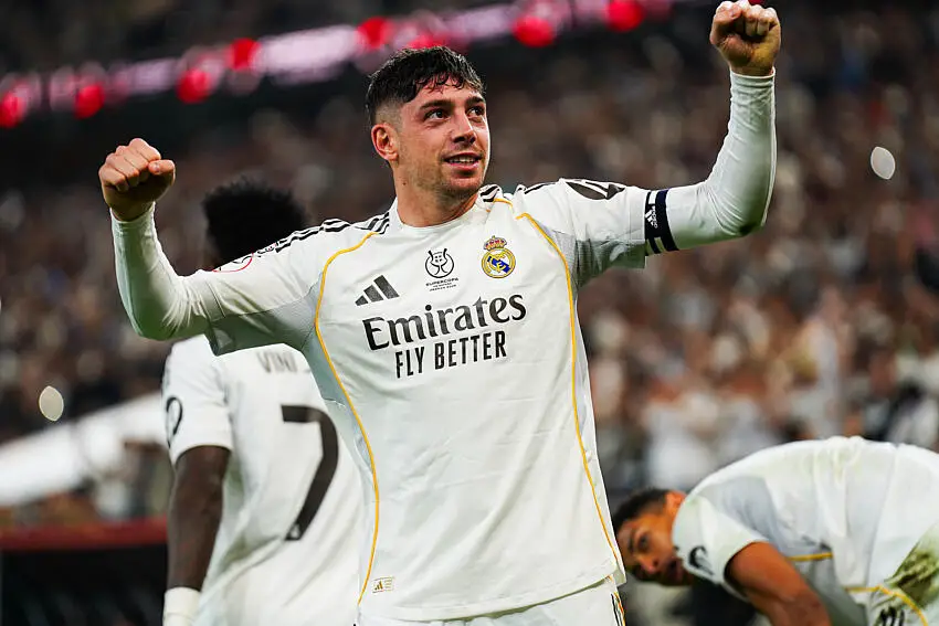 Real Madrid : la masterclass de Valverde sur coup franc (vidéo)