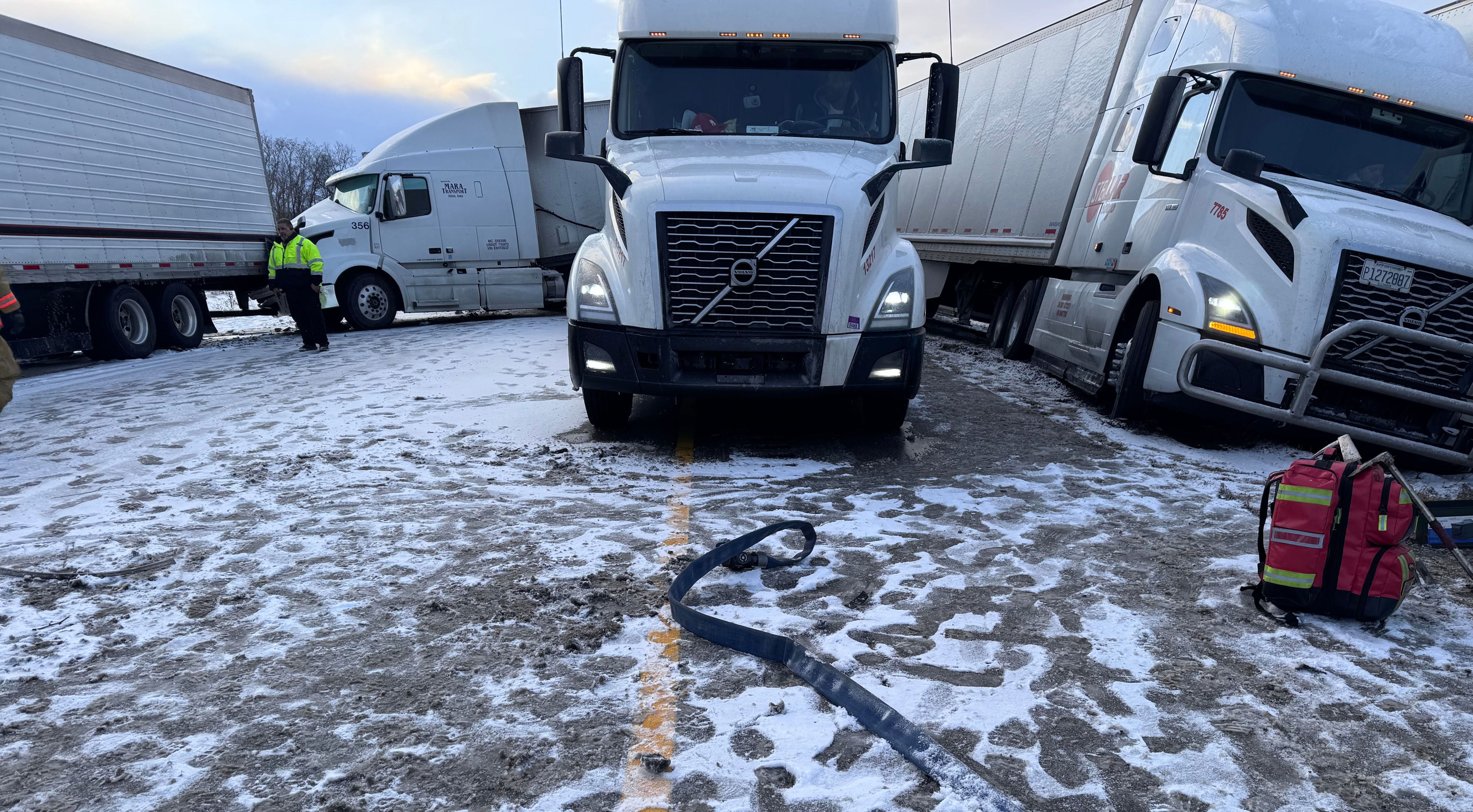 Indiana Toll Road reopens after 30-vehicle pileup in Elkhart County