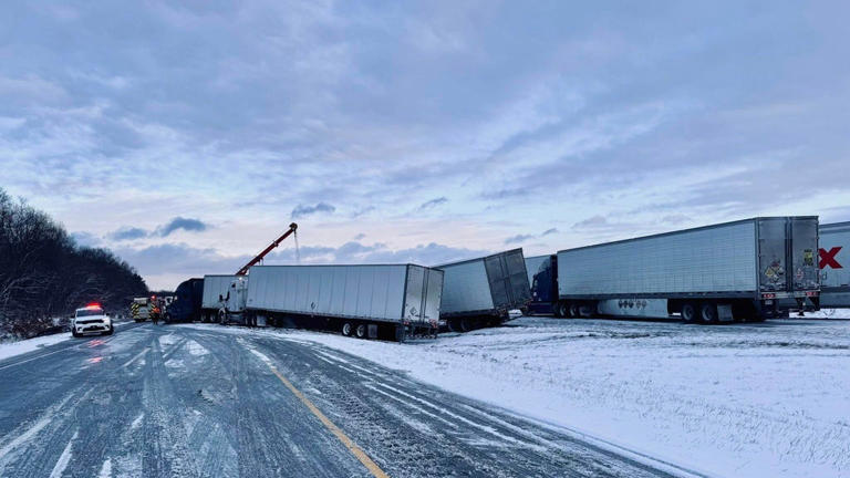 Part of Indiana Toll Road shut down near South Bend after 30-vehicle ...