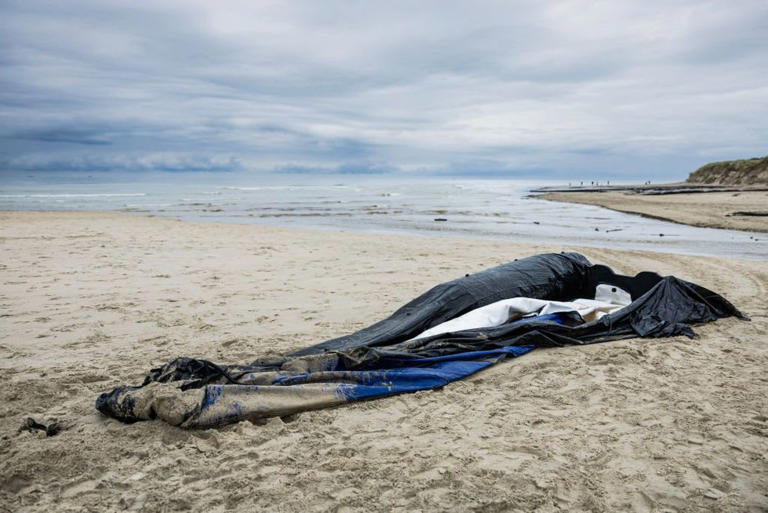 British men who stopped migrant boats from crossing Channel branded ...