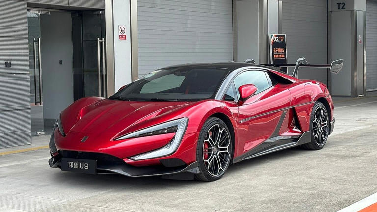 This 3,000-hp Chinese hypercar is in the US on a tourist visa—and we ...