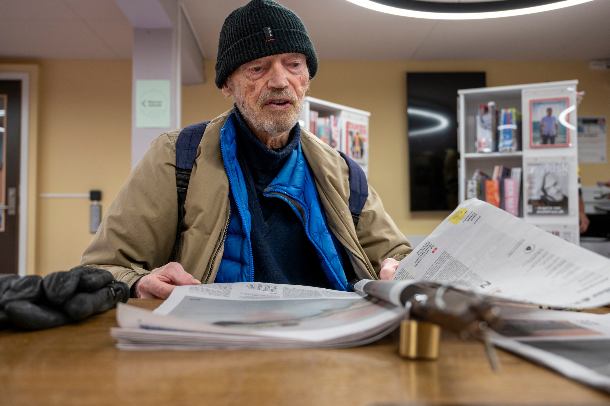 Døren på Bybanen lukket seg på Sverre (98): – Jeg ble dratt med i flere ...