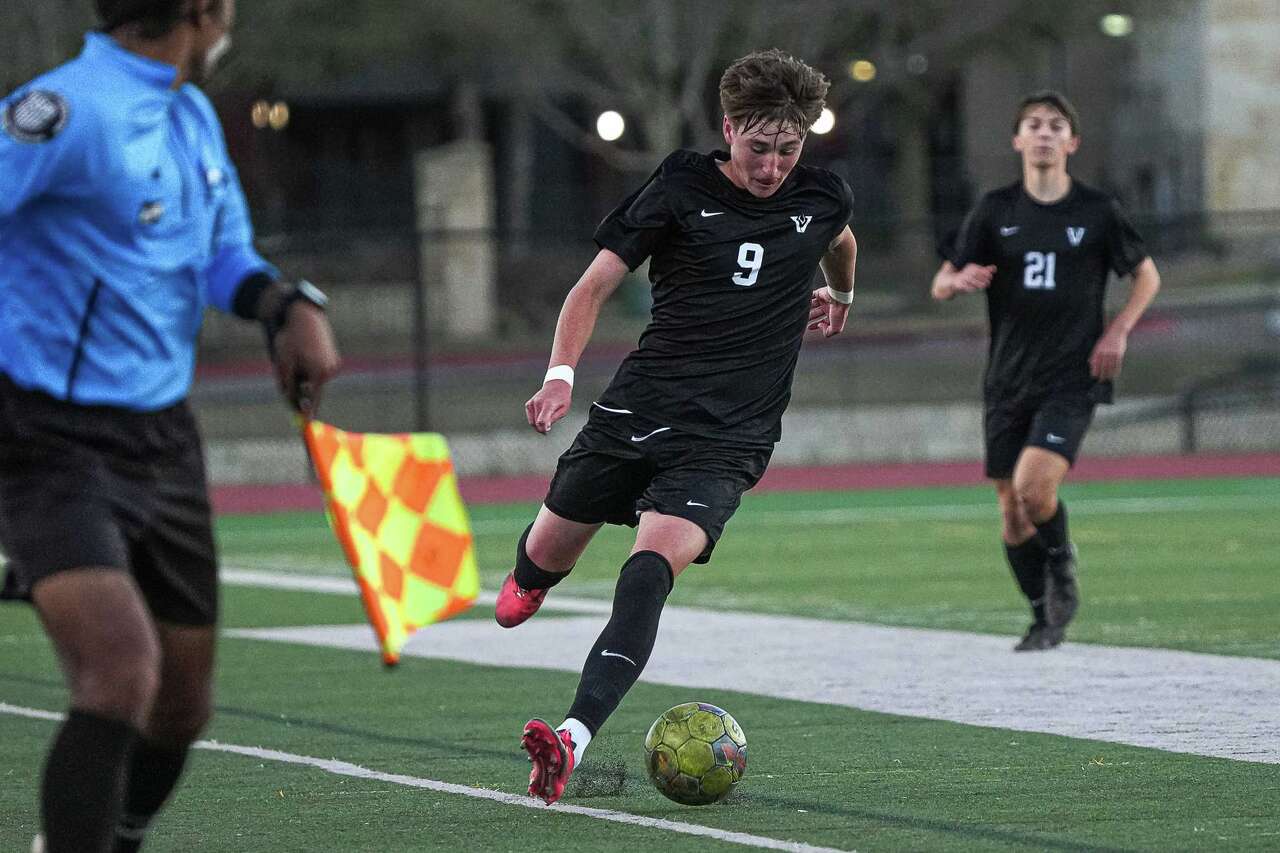 50 Central Texas high school boys soccer players to watch this season