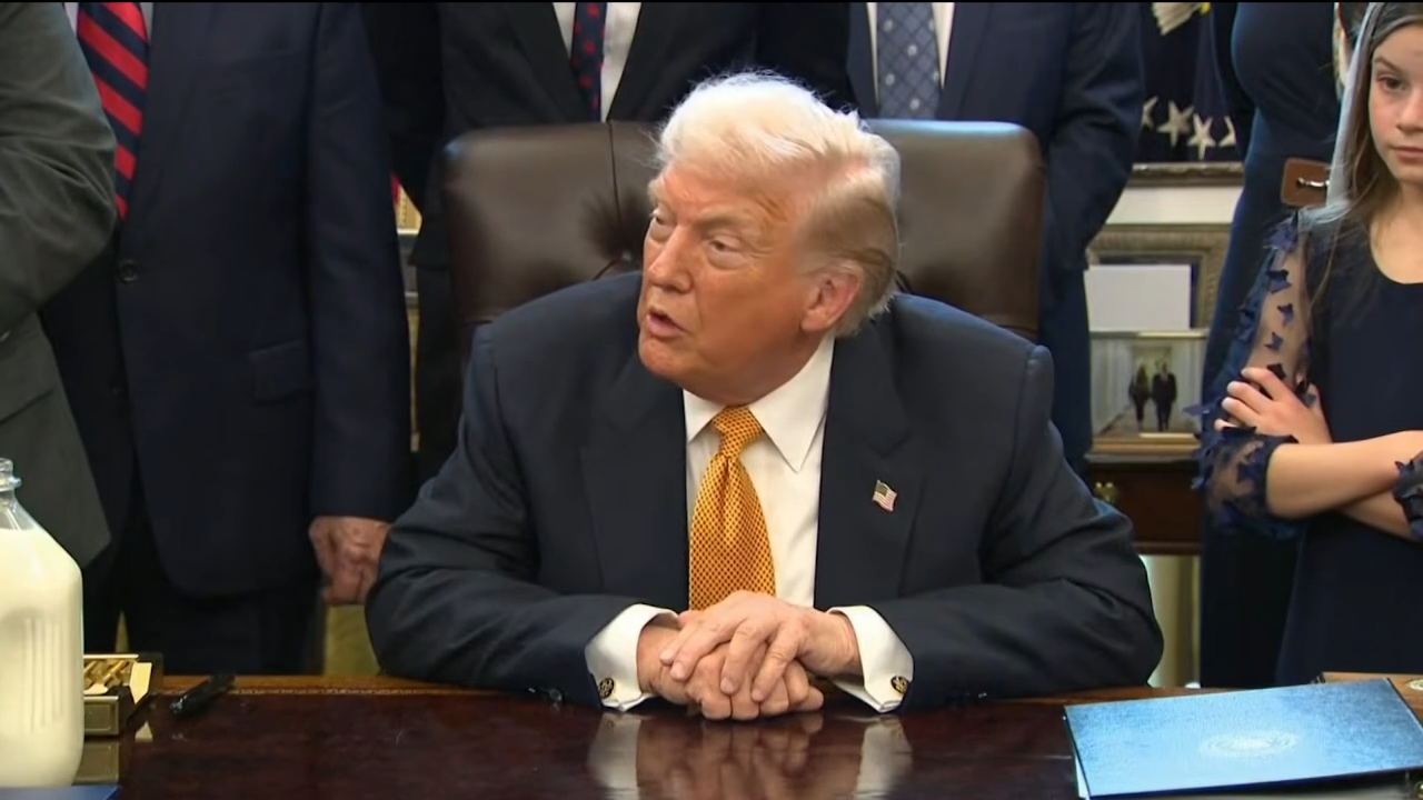 'They added a second dog sled': Trump goes out of his way to insult ...