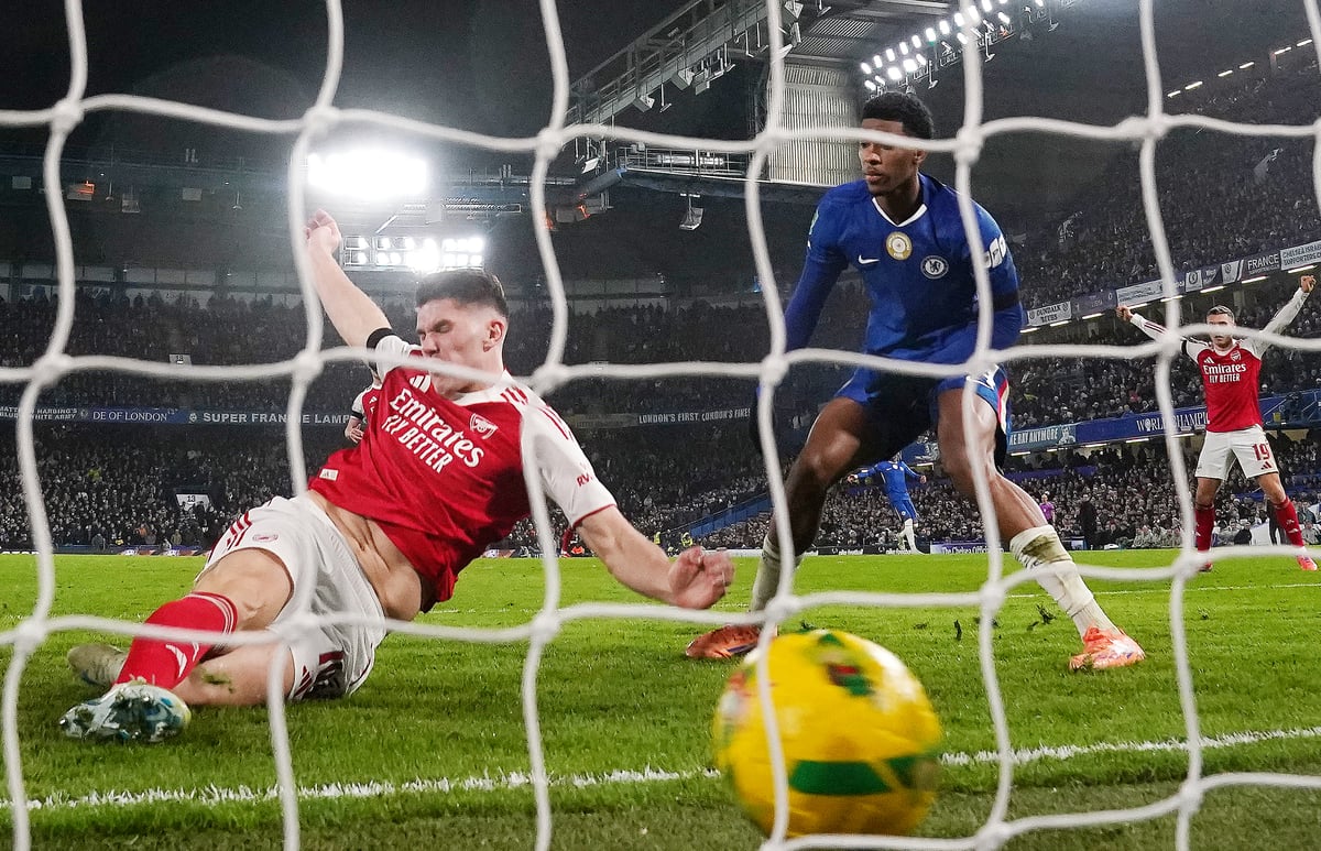 Chelsea 2-3 Arsenal: Garnacho double keeps Blues alive - Live