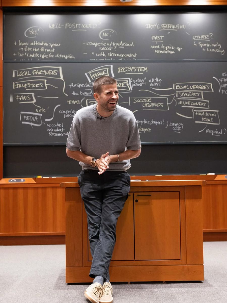 Gerard Piqué turns Harvard professor: The former footballer goes Ivy League