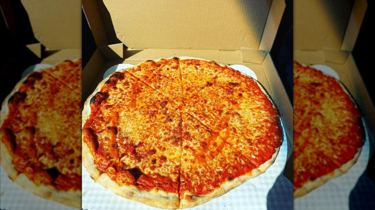 5 pizzerias that make moving from NYC to LA more manageable