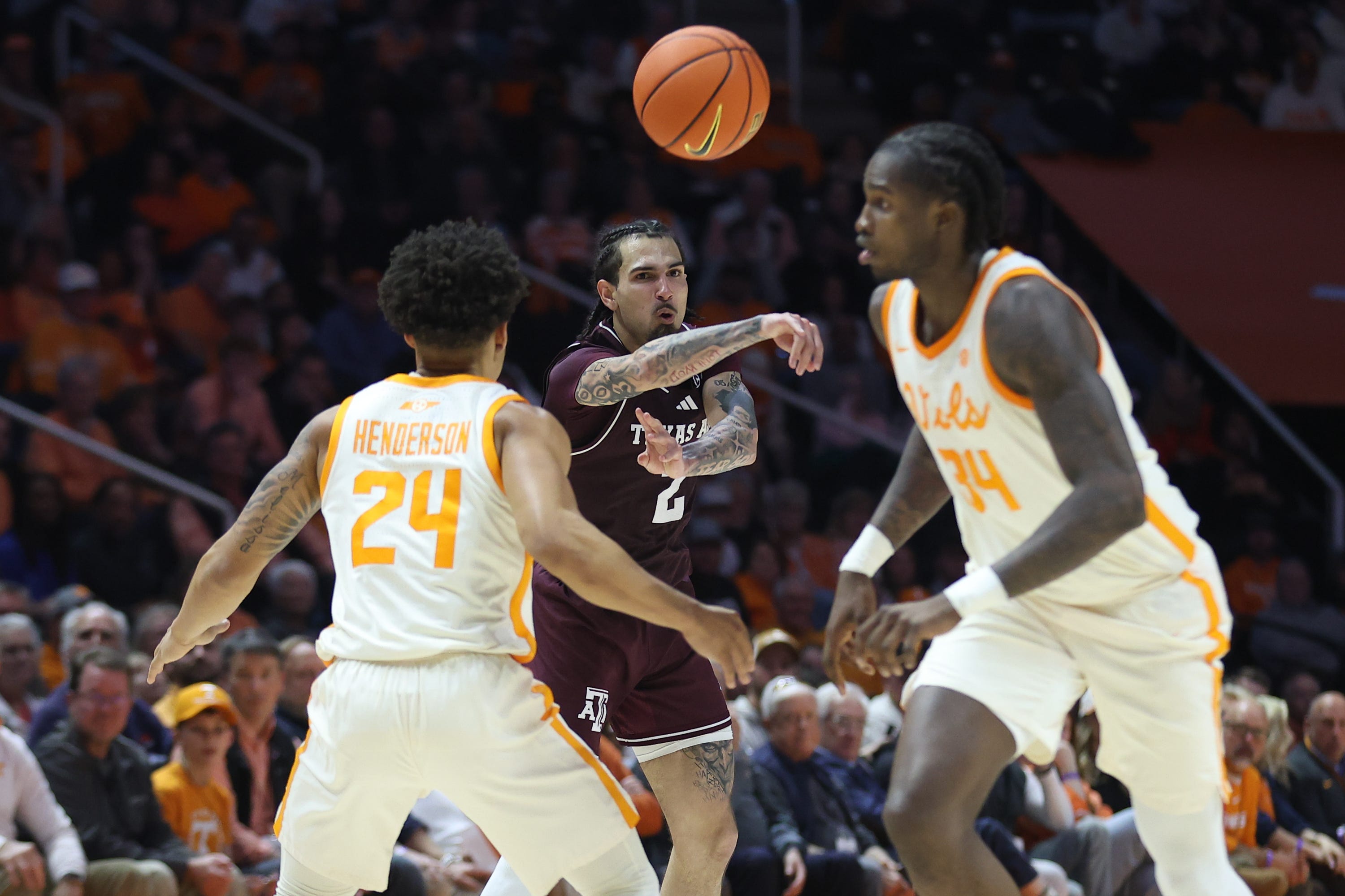 Texas A&M rises in ESPN's bracketology despite losing to Tennessee