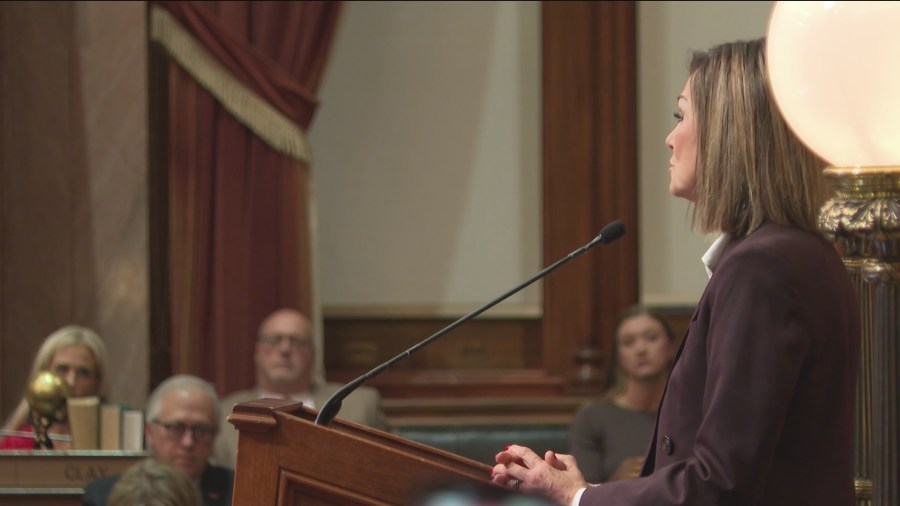 Iowa lawmakers react to Governor Reynolds’ final legislative proposals