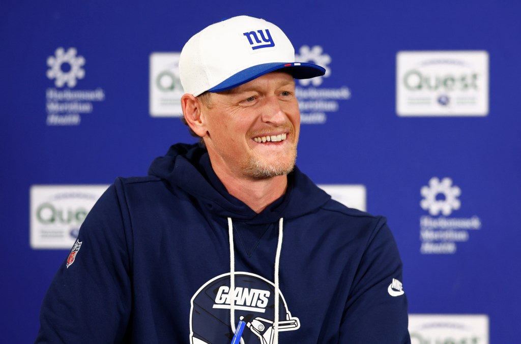 Giants’ Charlie Bullen to interview for Cowboys defensive coordintor job