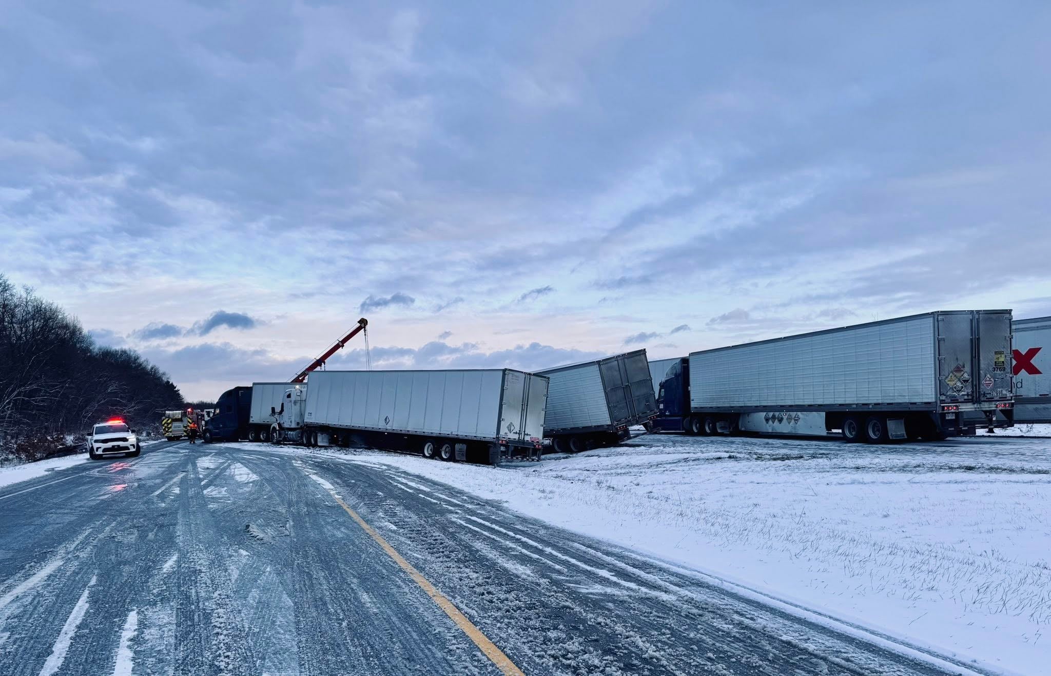 At least 10 semi trucks involved in massive car pile-up in Indiana