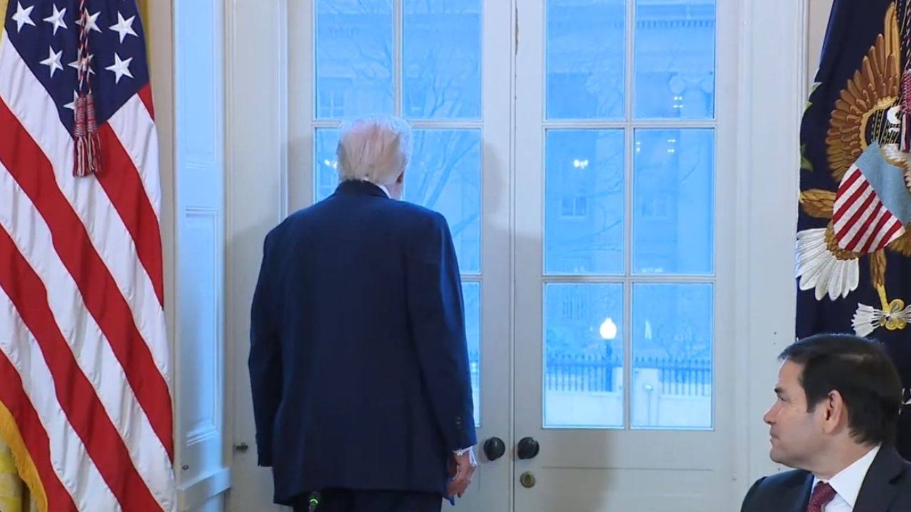 Unusual clip from Donald Trump interview instantly becomes a meme and ...