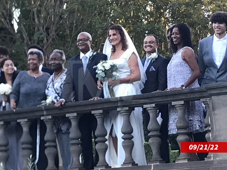 'Diff'rent Strokes' actor Todd Bridges splits from wife, headed for divorce