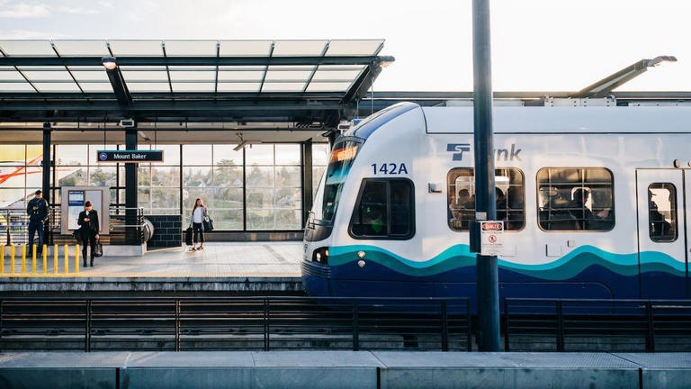 Light rail trains ditch fabric seats, switch to 'cleaner' vinyl seats