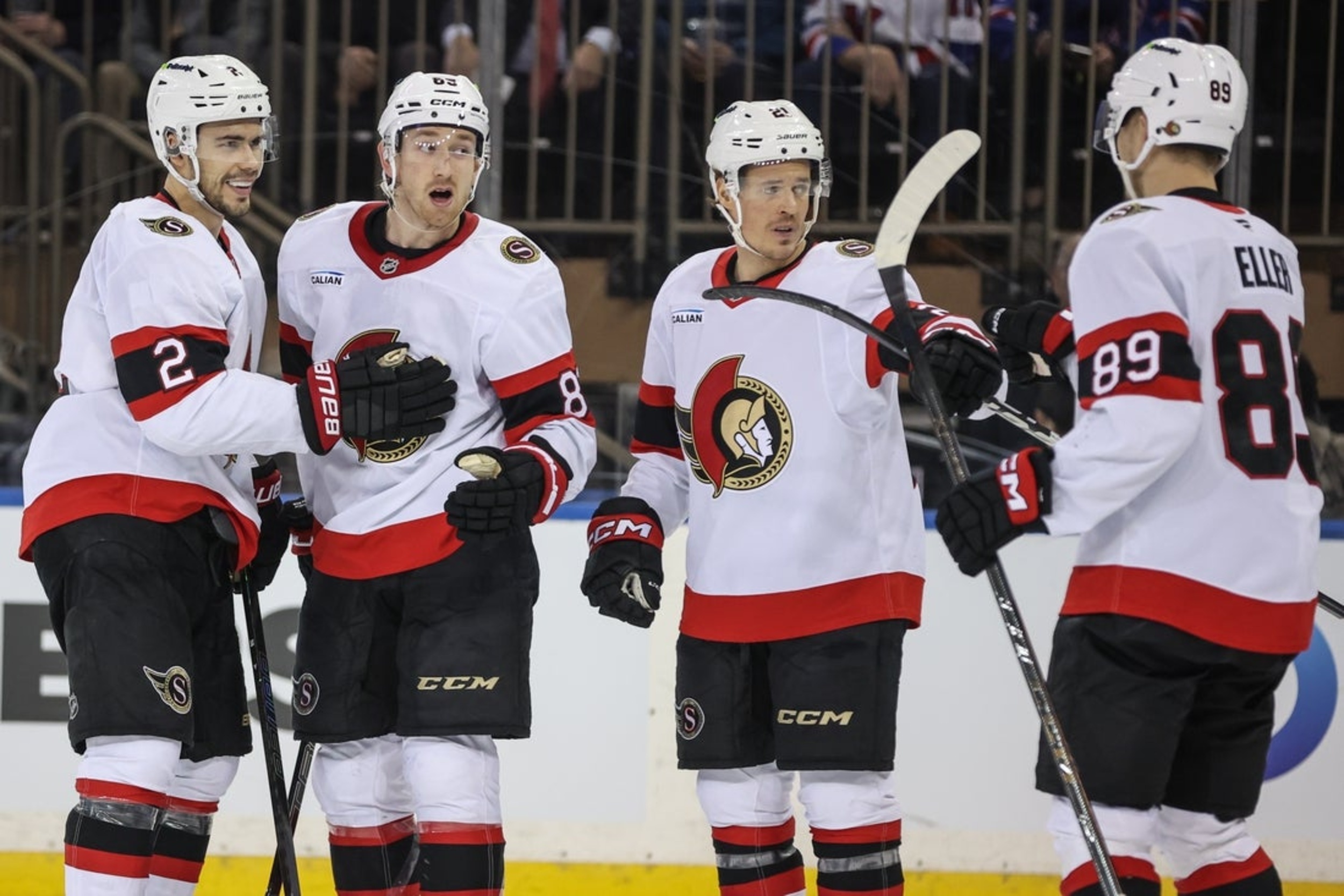 First-period explosion powers Senators past Rangers
