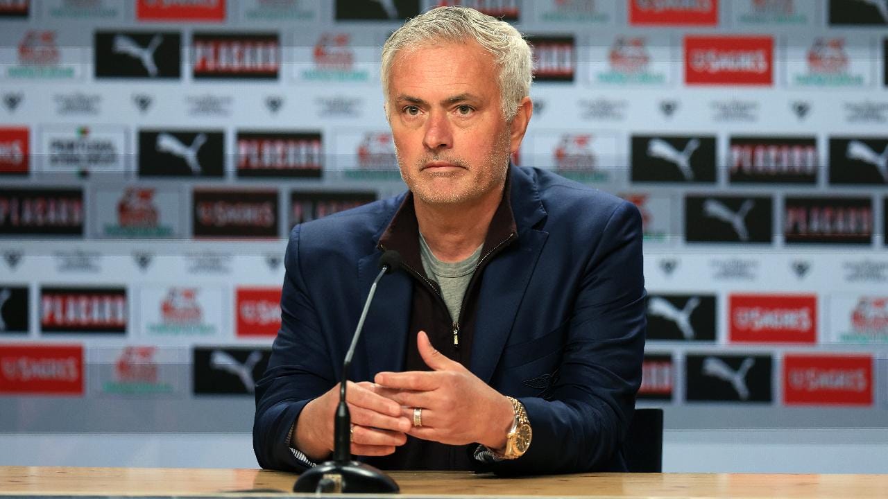 Mourinho: «Motivar o plantel? É Benfica, sou eu, é fácil»