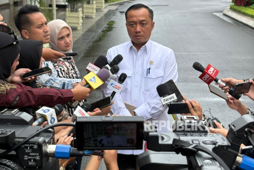 Breaking news! Kepala BGN Dadan Hinayana dicopot digantikan Nanik S Deyang