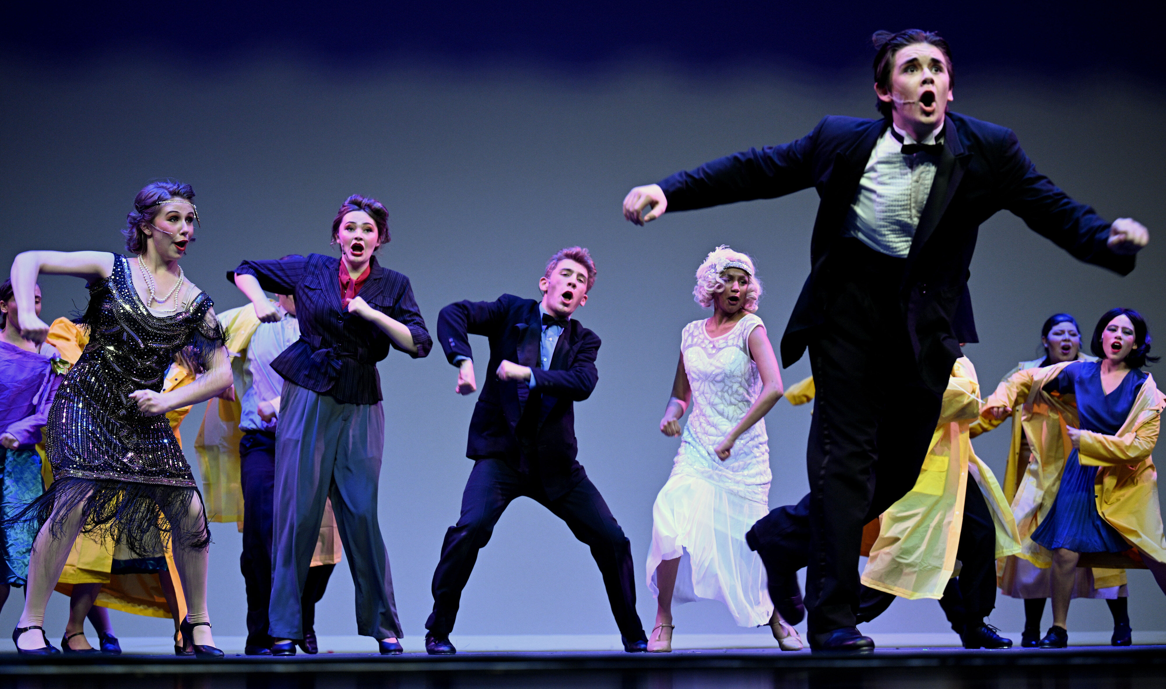 Riverside students perform 'Singin' in the Rain' — on stage at the Fox