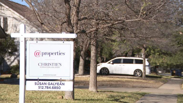 White House links falling home prices to mass deportations, experts ...