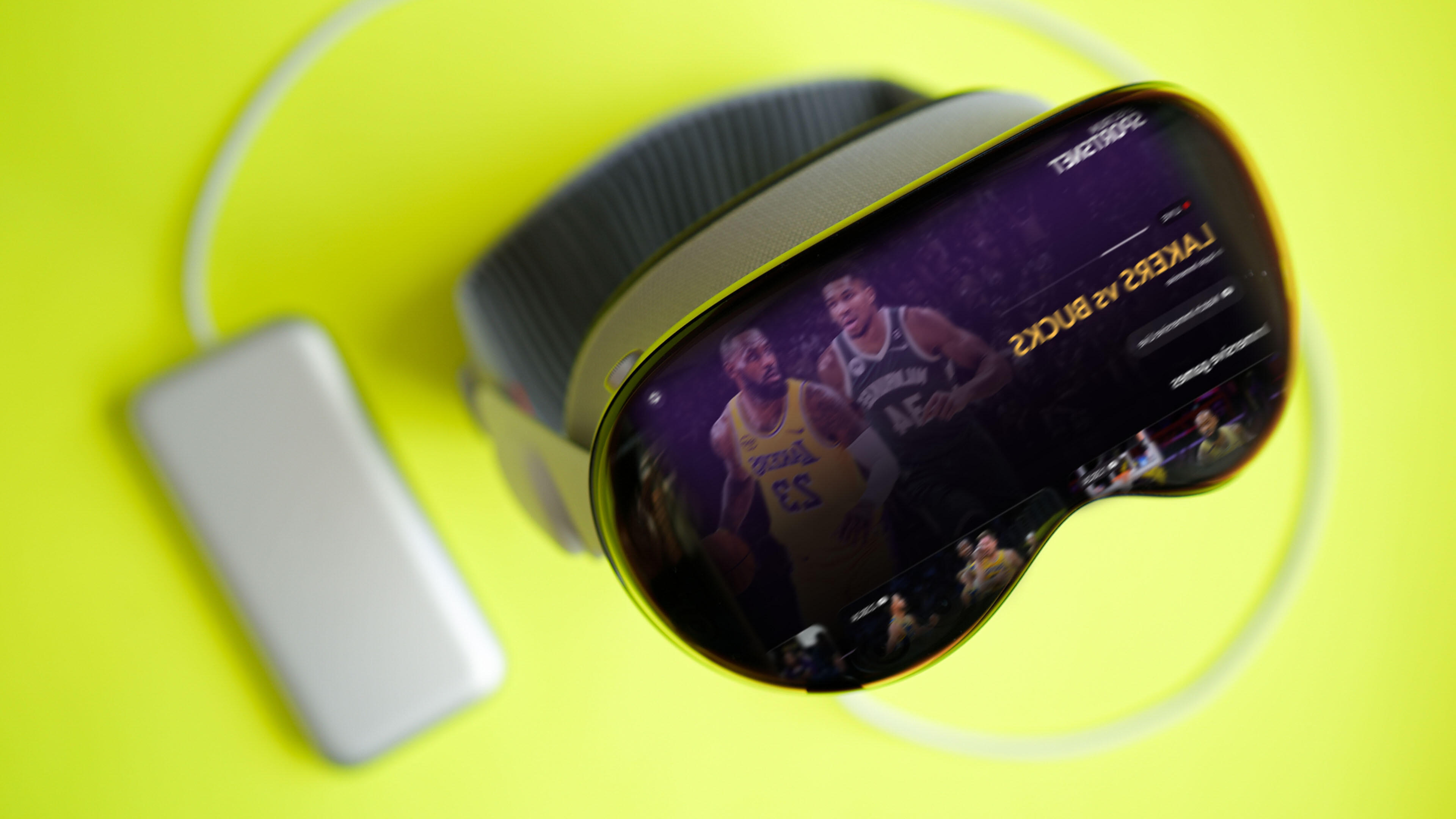 I tried Apple's most ambitious Vision Pro feature yet, and it let me ...