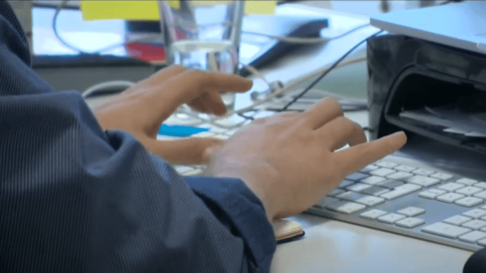 Trump administration and Oregon clash in court over voter data privacy ...