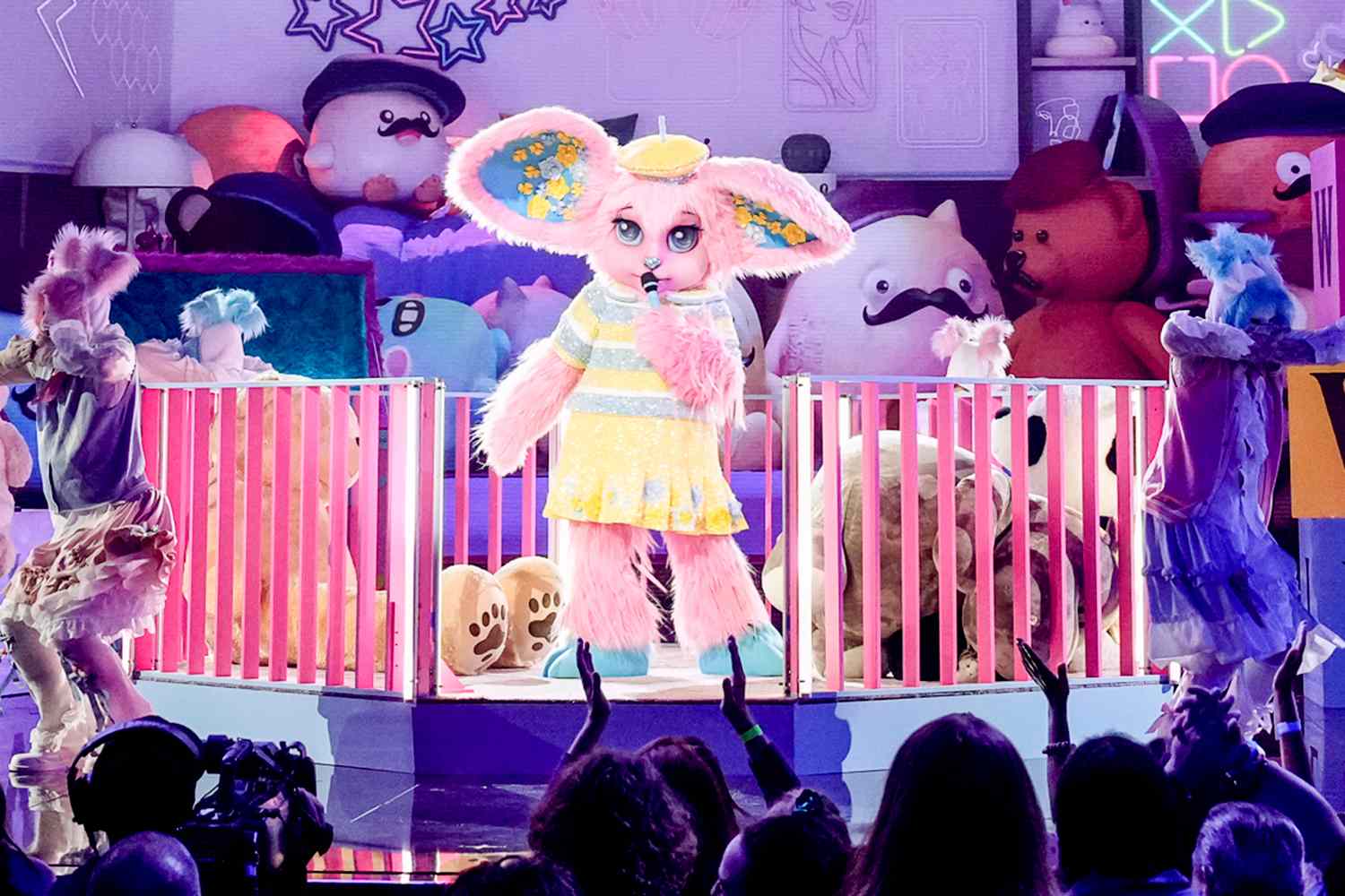 The Masked Singer reveals Emmy-winning comedian and actress as Le Who ...