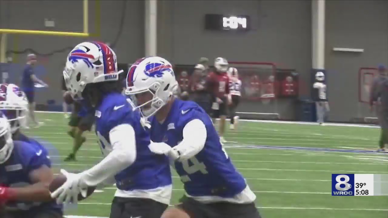 What makes the Bills' defense so good at disguising coverages?