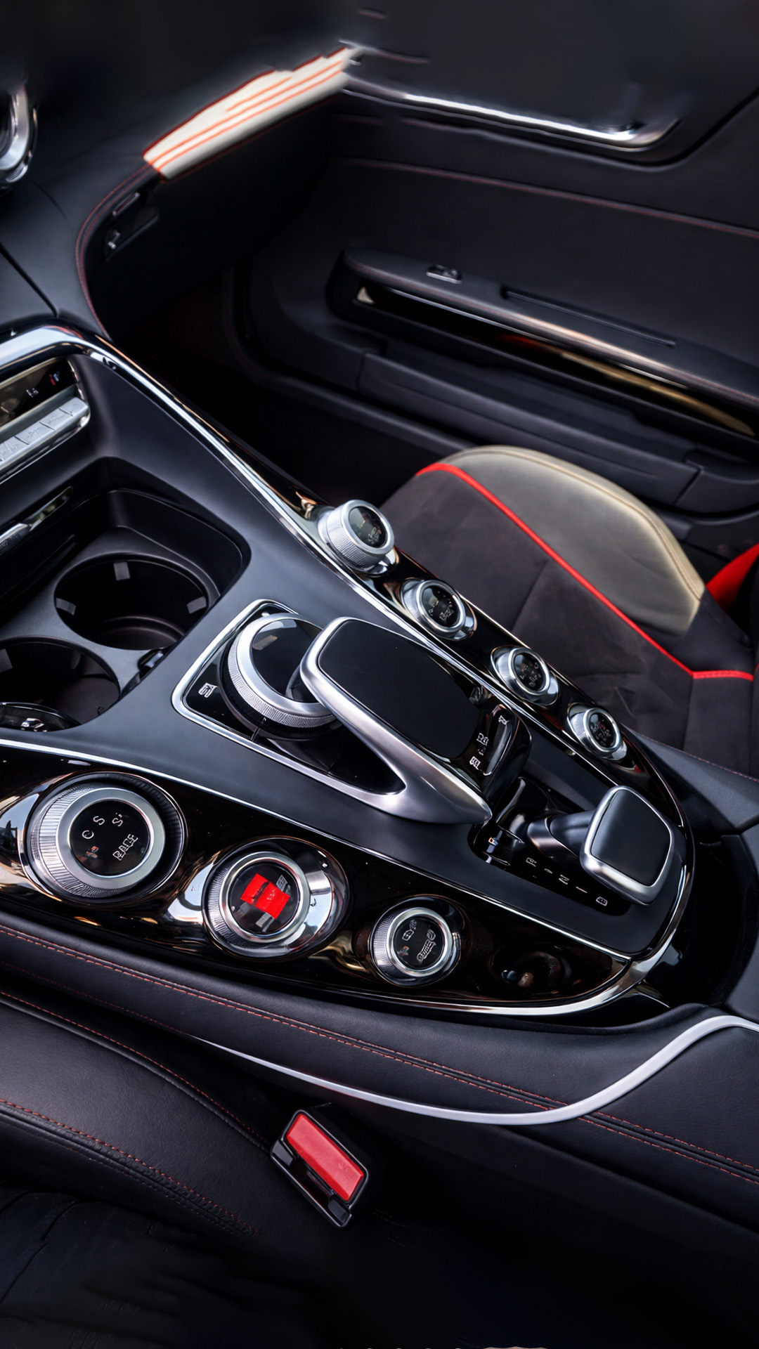 Why the gear position feels unusual in this AMG