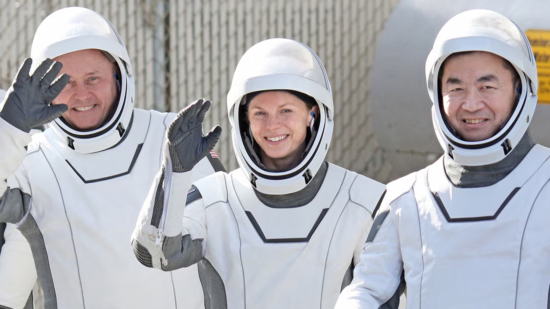 NASA astronauts begin first-ever medical evacuation of space station