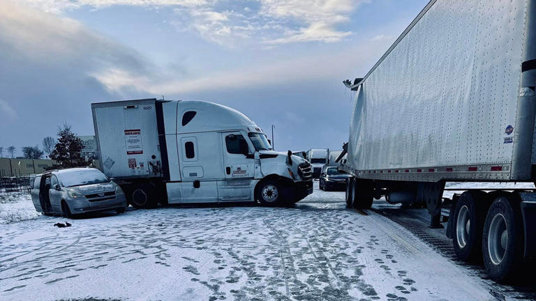 Indiana Toll Road closed after crashes of 30 vehicles during snow squall
