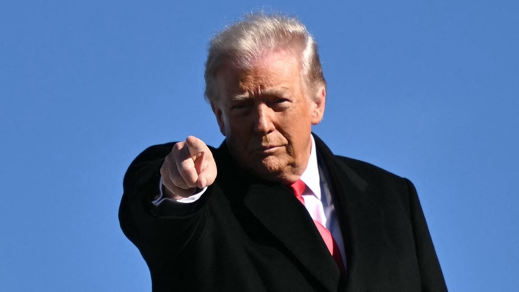 Trump pushes for American control of Greenland, urges NATO to back move