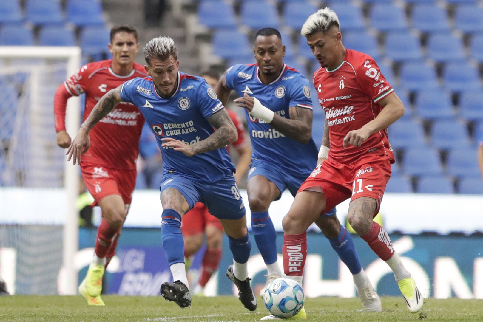 El Cruz Azul vence por 2-0 al Atlas, su primer triunfo en el Clausura ...