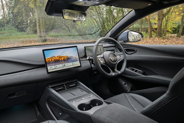 BYD Seal 6: PHEV Toyota Camry, Skoda Octavia rival one step closer to ...