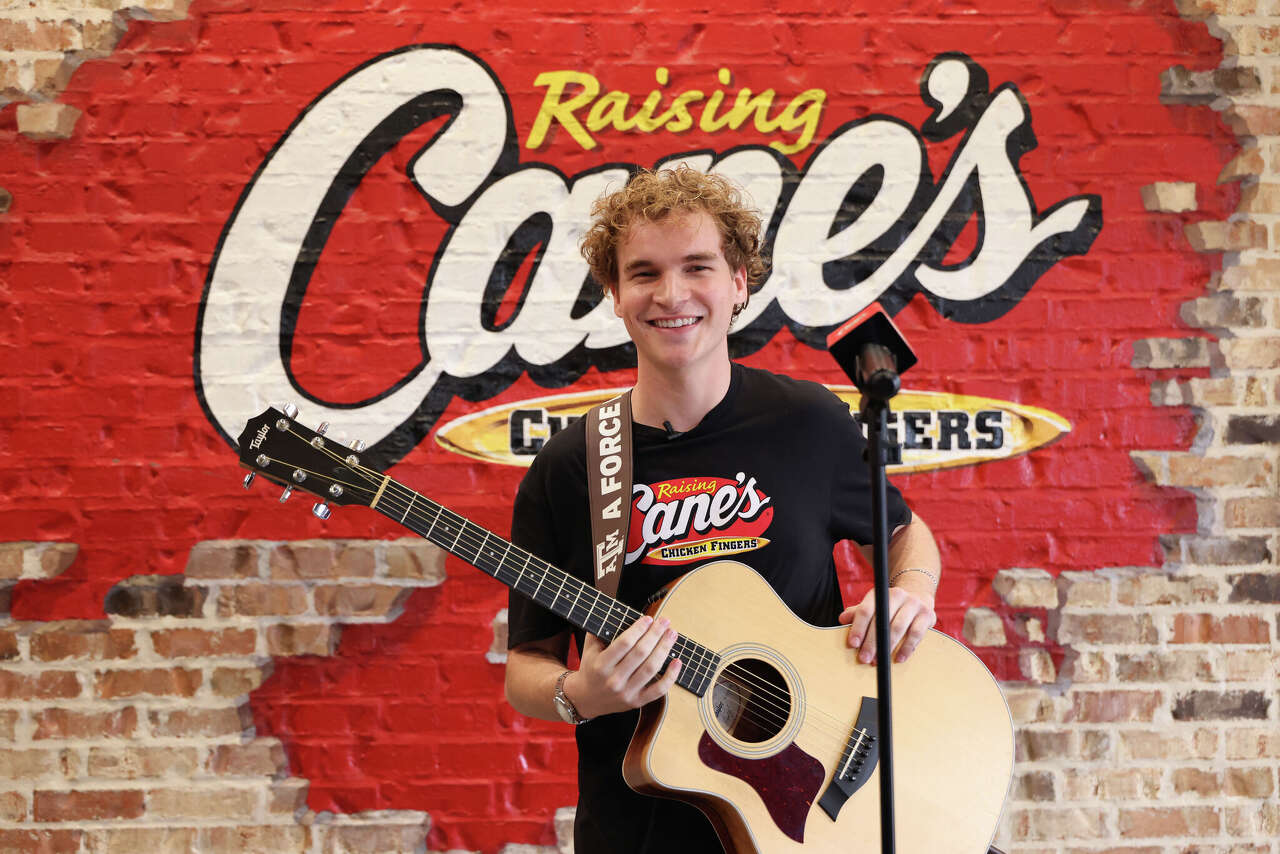 Aiden Ross celebrates 'The Voice' win by working a shift at Raising ...