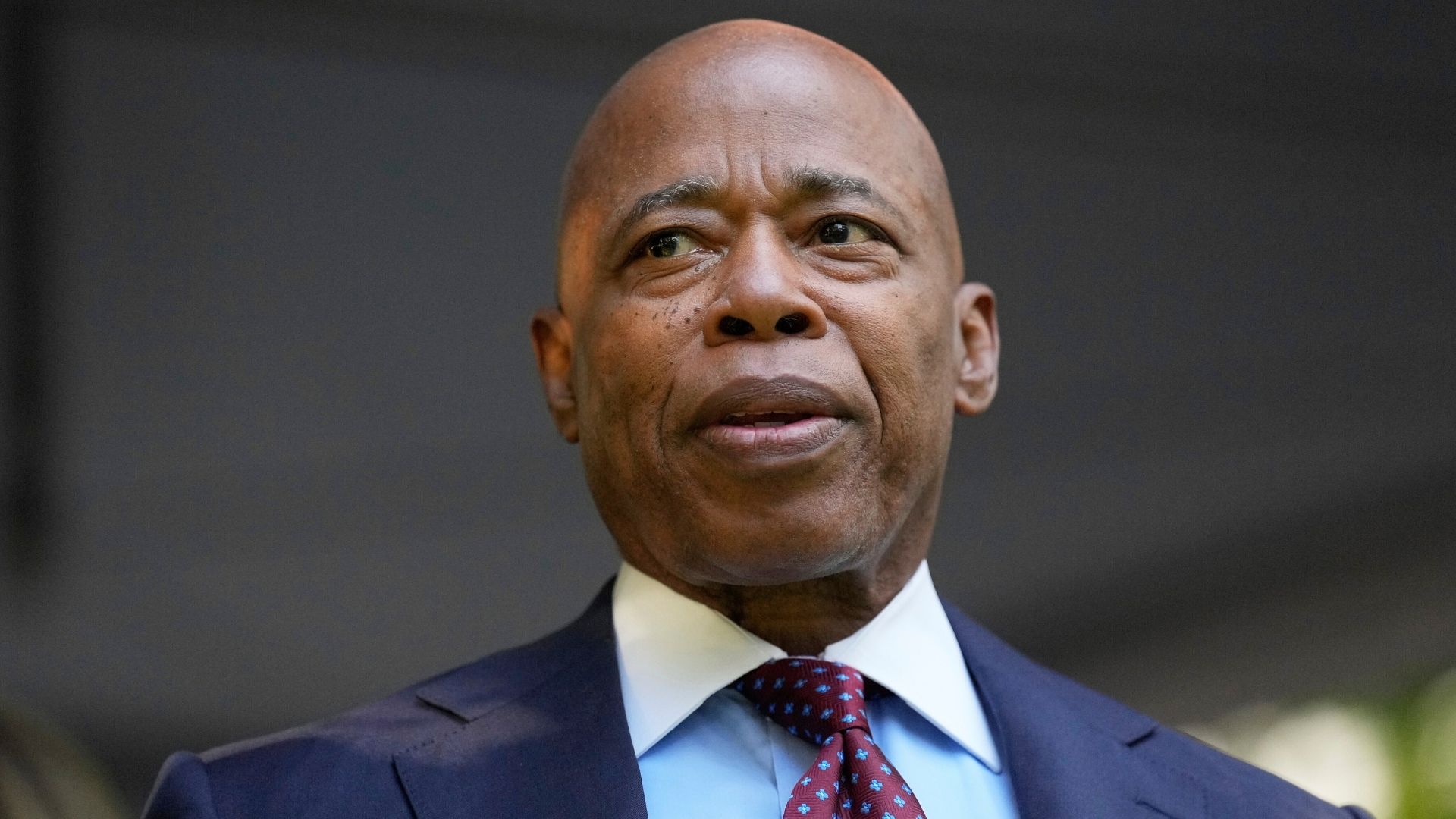 Former NYC mayor Eric Adams curses at fellow plane passenger in ugly ...